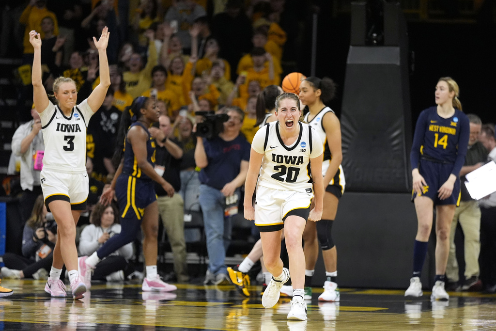 Kate Martin scores seven points in Iowa's second-round win