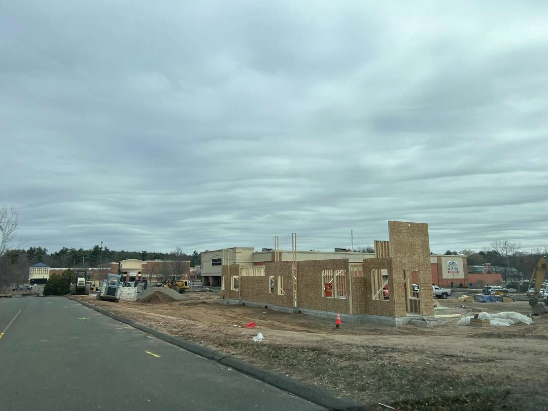 Simsbury Raising Cane's likely to open by the end of the summer