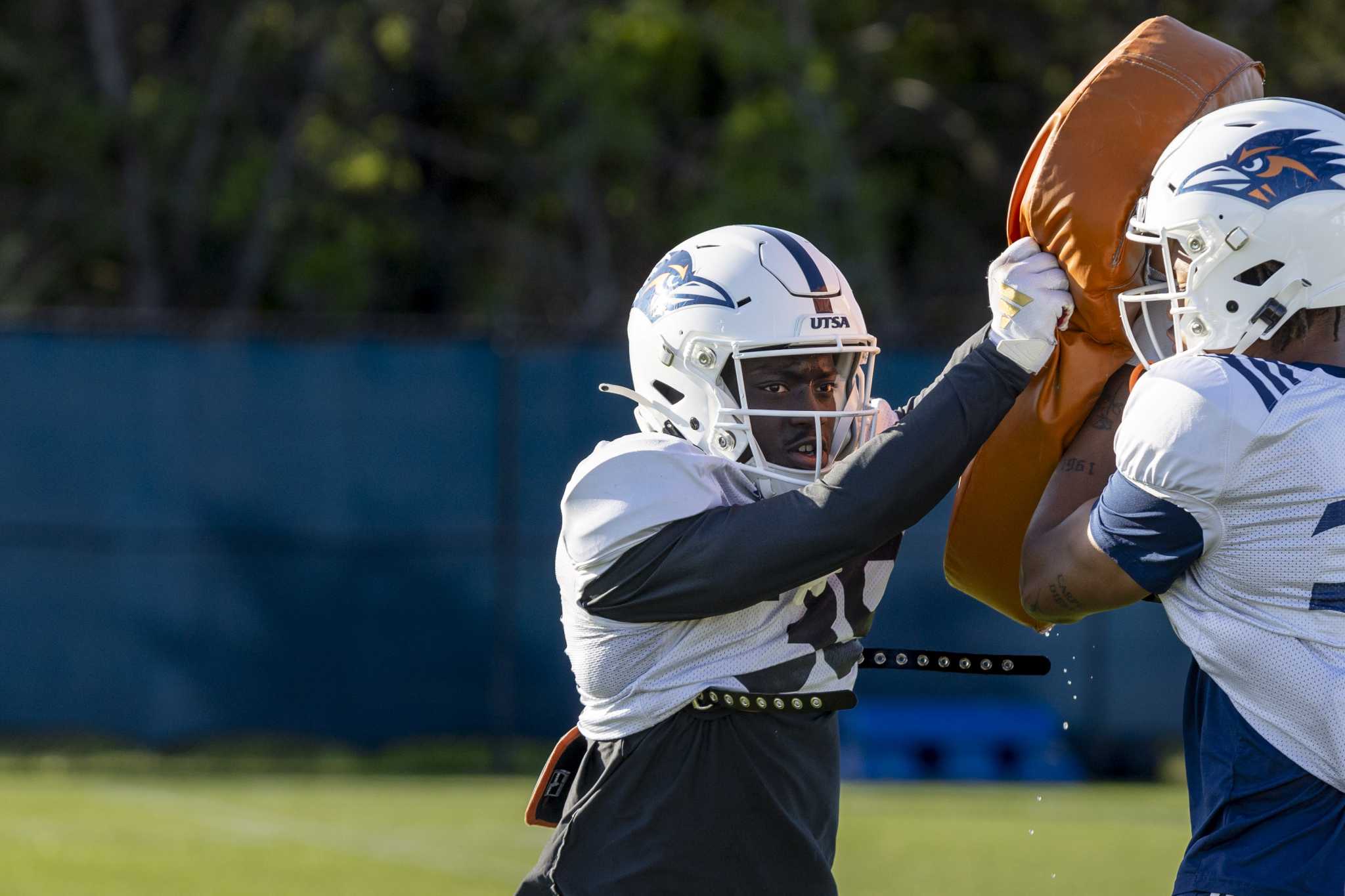 UTSA's Jermarius Lewis steps up into starting safety spot