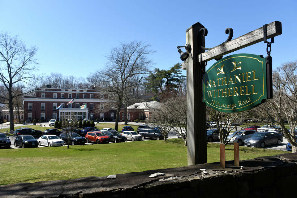 Greenwich officials again consider selling Nathaniel Witherell nursing