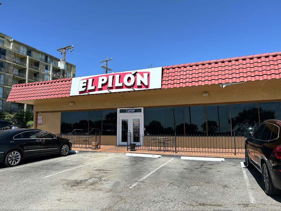 El Pilón Sabor Boricua has $8.99 specials in San Antonio