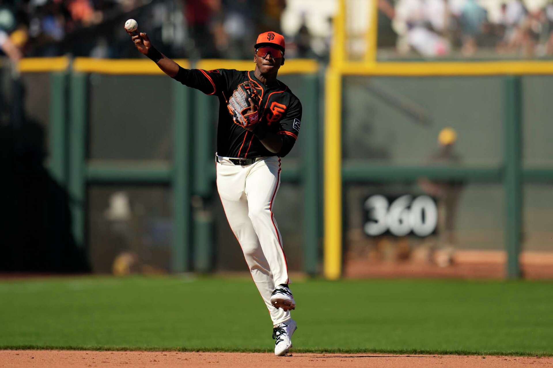 How Giants’ Brandon Crawford succession plan at shortstop got shaken