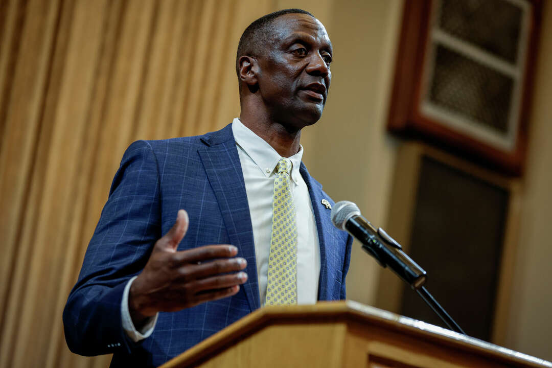 Oakland's new police chief inherits controversy roiling department