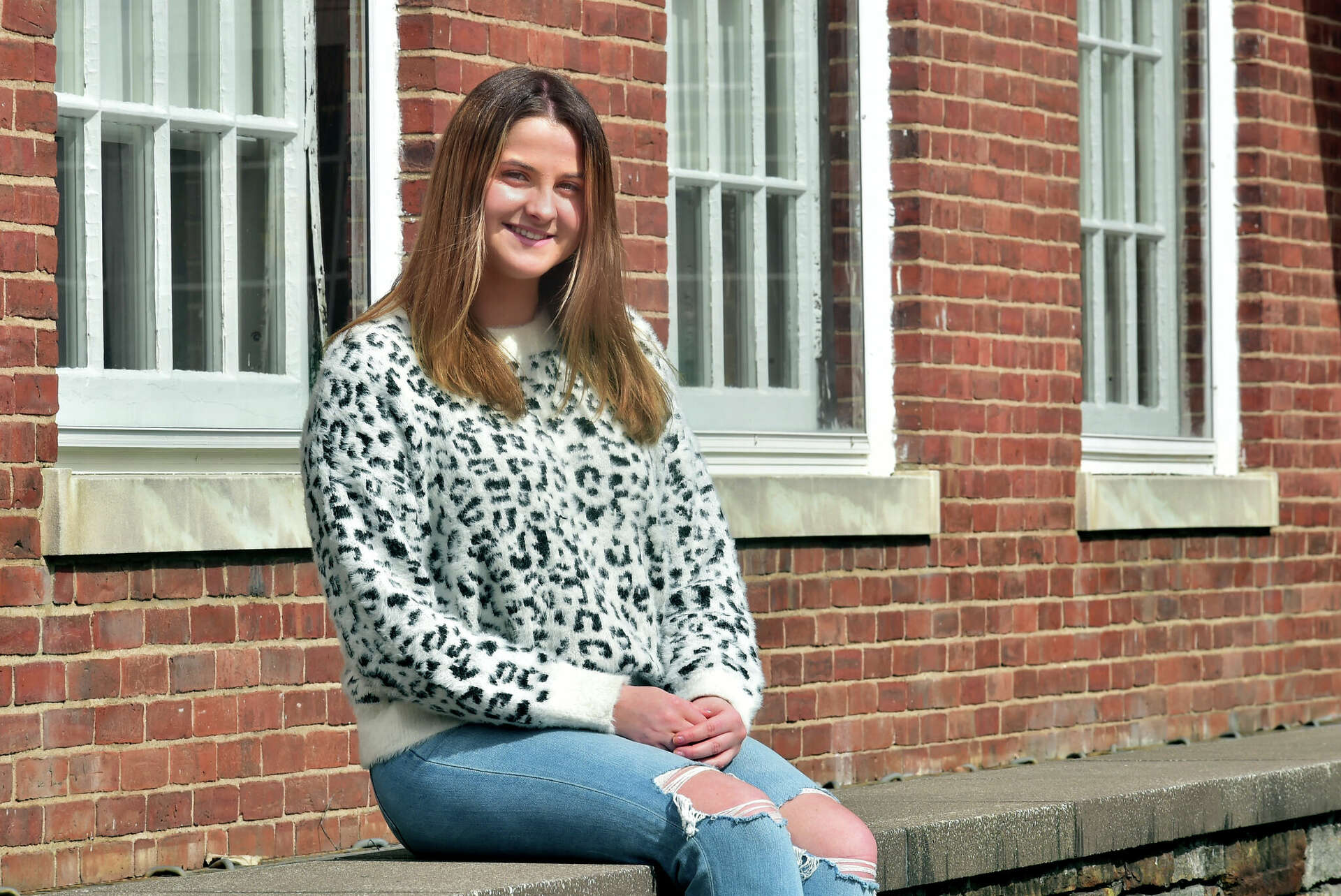 Lawsuit: CT college student says Instagram, TikTok ended swim career