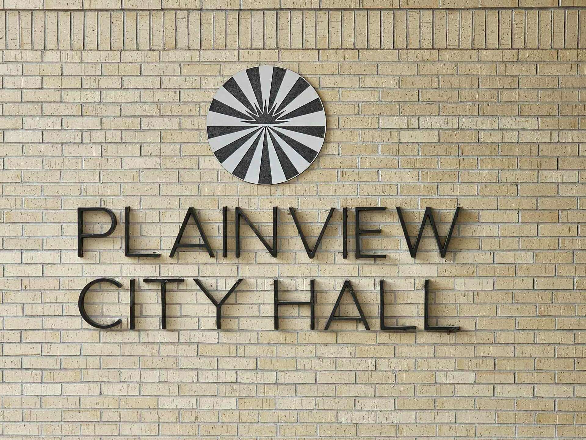 Here are 3 takeaways from the Plainview City Council meeting on Tuesda