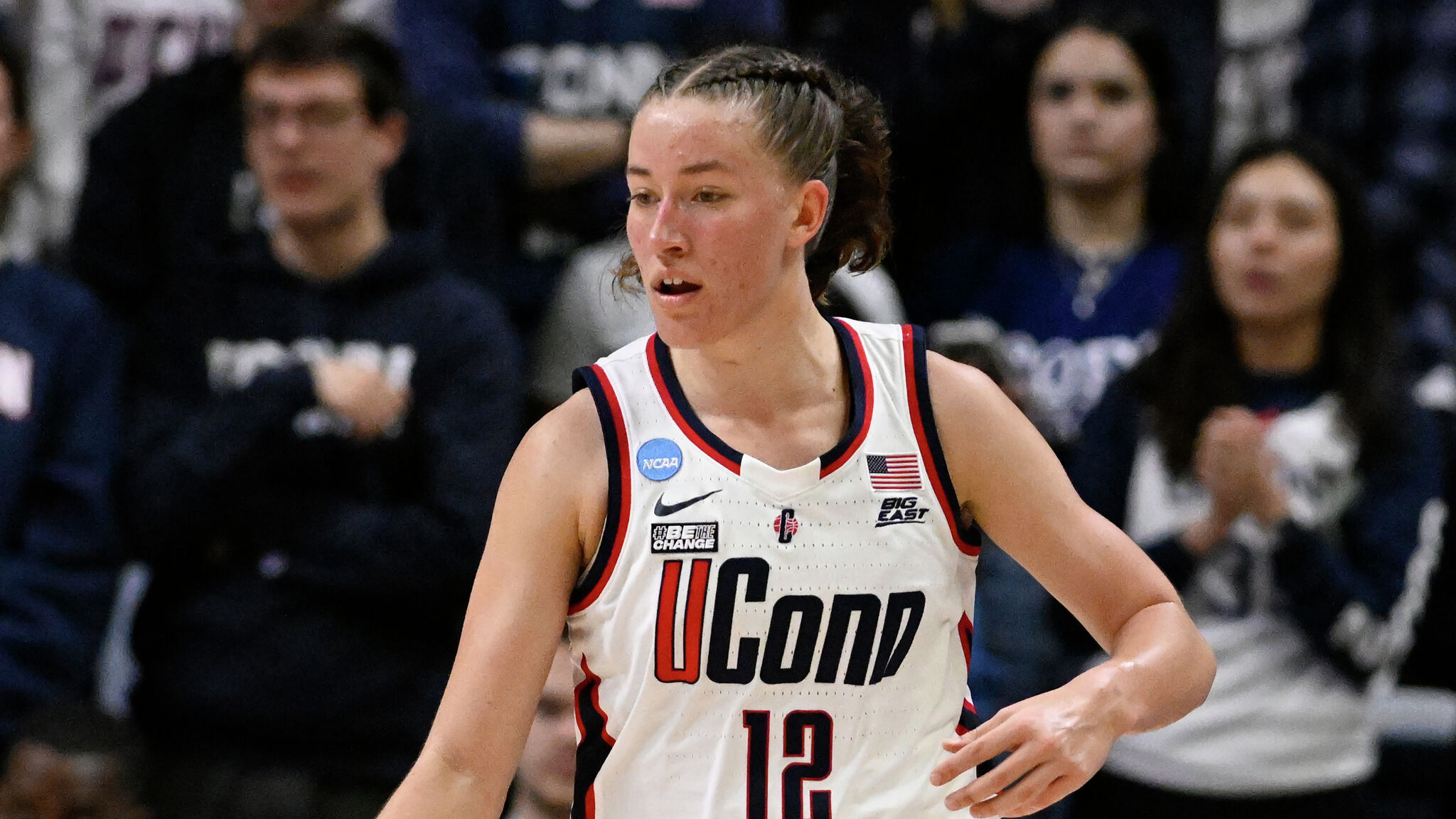 Linda And Leslie Hamilton Together