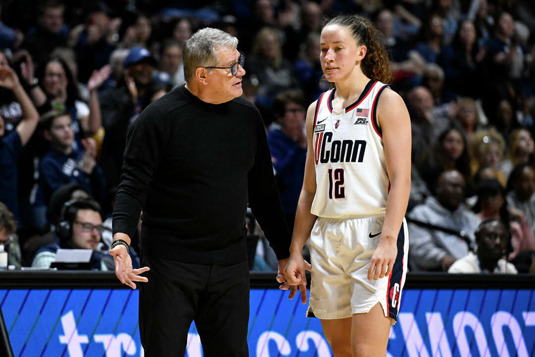 How UConn women's basketball's Ashlynn Shade found her own path