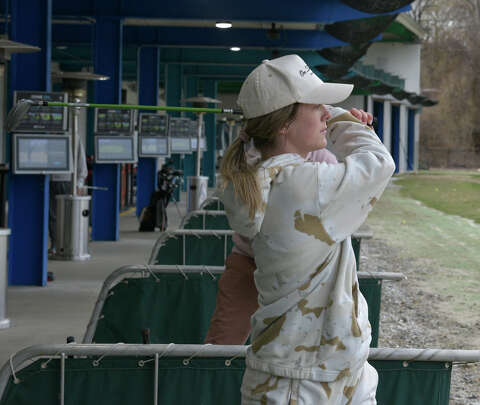 Golf Ranch debuts in Brookfield with new tech, laid back style