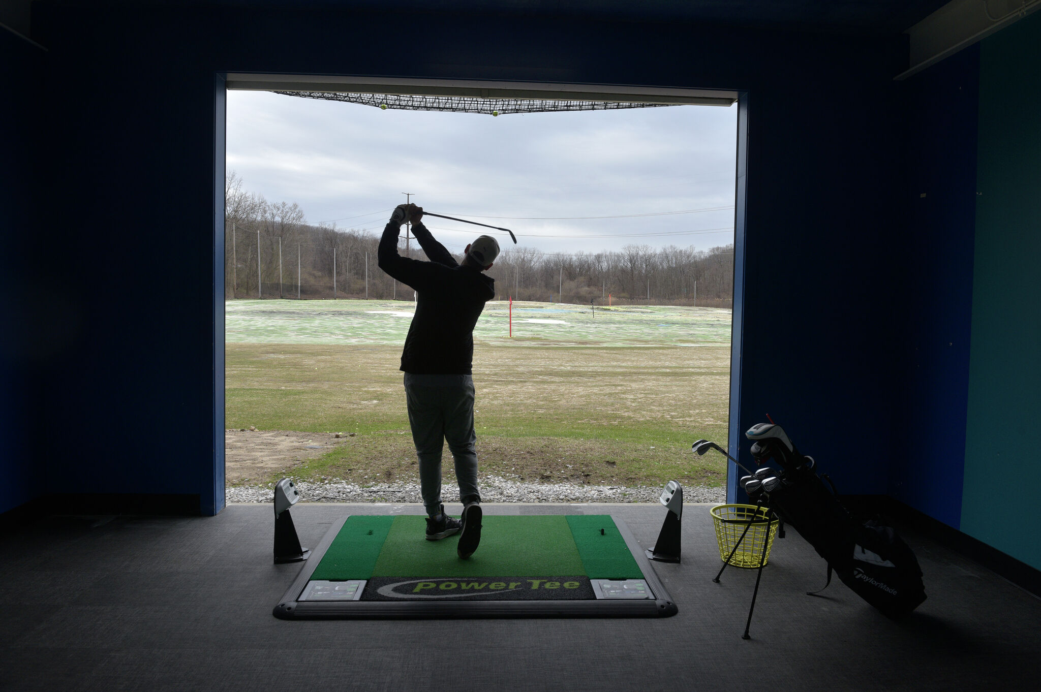 Golf Ranch debuts in Brookfield with new tech, laid back style