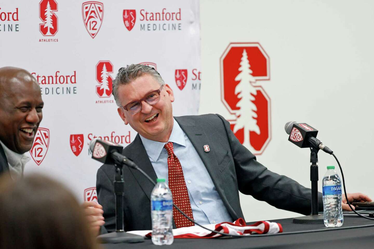 Kyle Smith relishes opportunity at Stanford, acknowledges difficulties