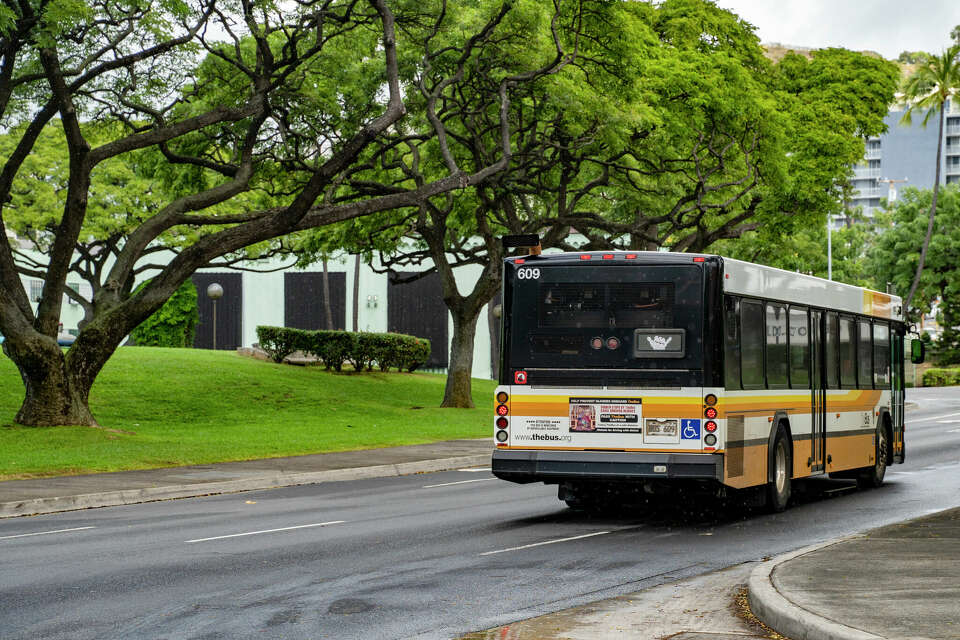 These Hawaii buses do something no other buses in the world do
