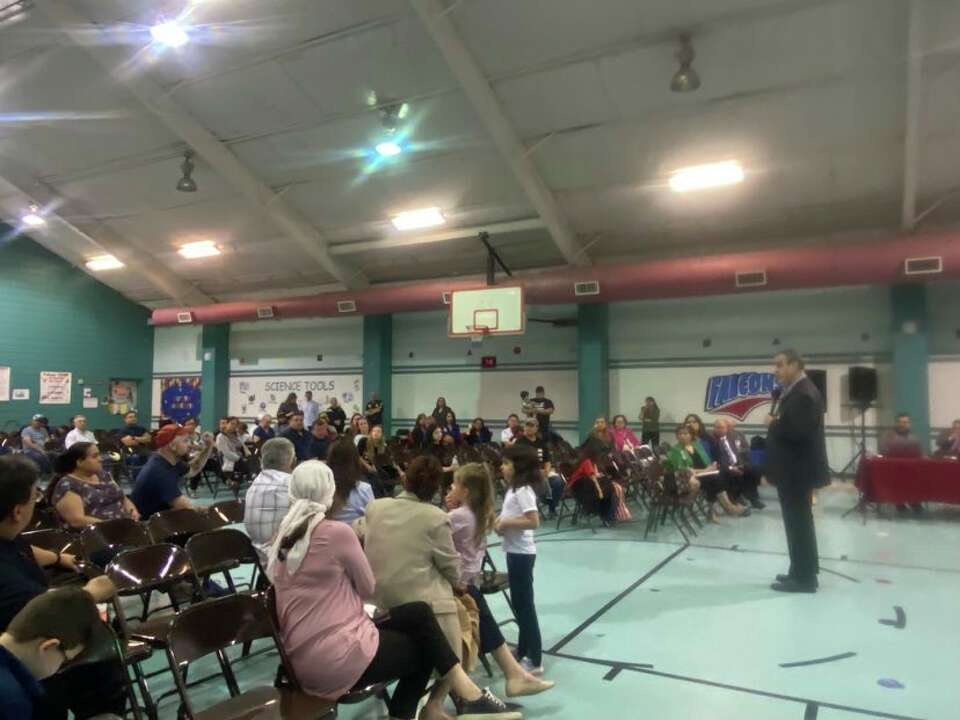 UISD meets with parents regarding potential land purchase near Muller