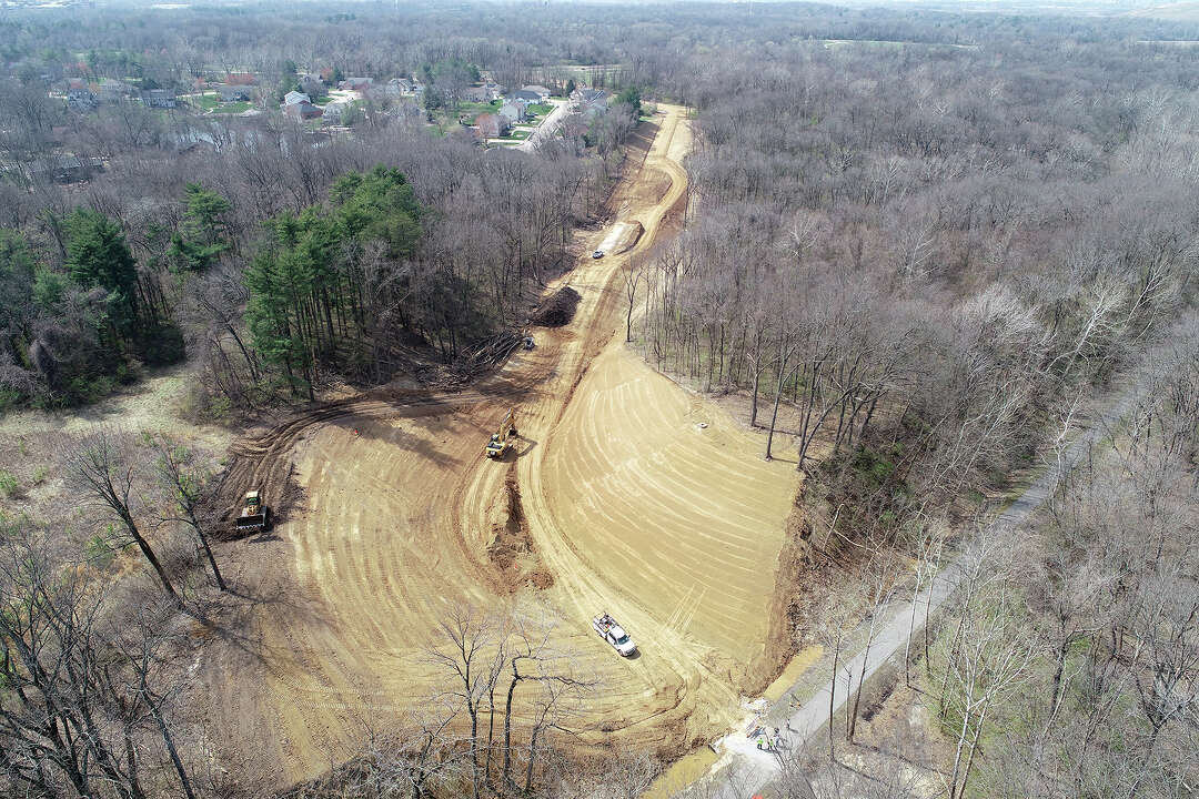 New walking, bicycle trail will connect Edwardsville, SIUE