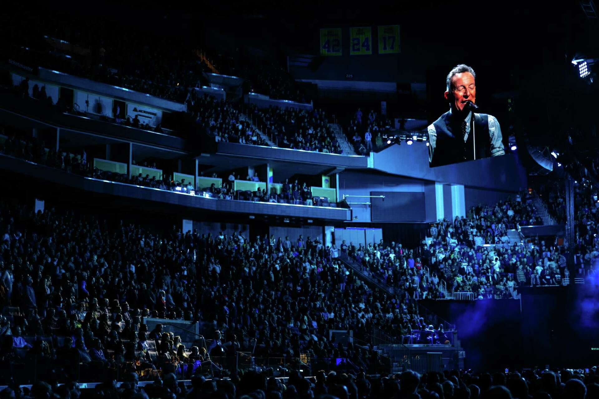 Bruce Springsteen delivers ‘heart-stopping’ thrills in San Francisco