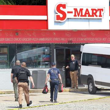 Brant Walker challenges Raymond Strebel's ethics in Alton mayoral race