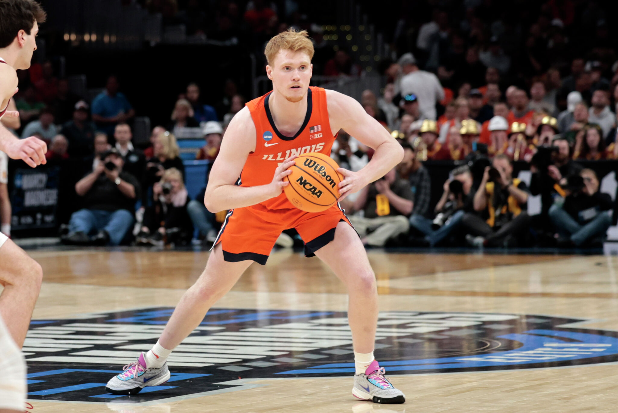 How to watch Illinois vs. UConn basketball in Elite 8 tonight