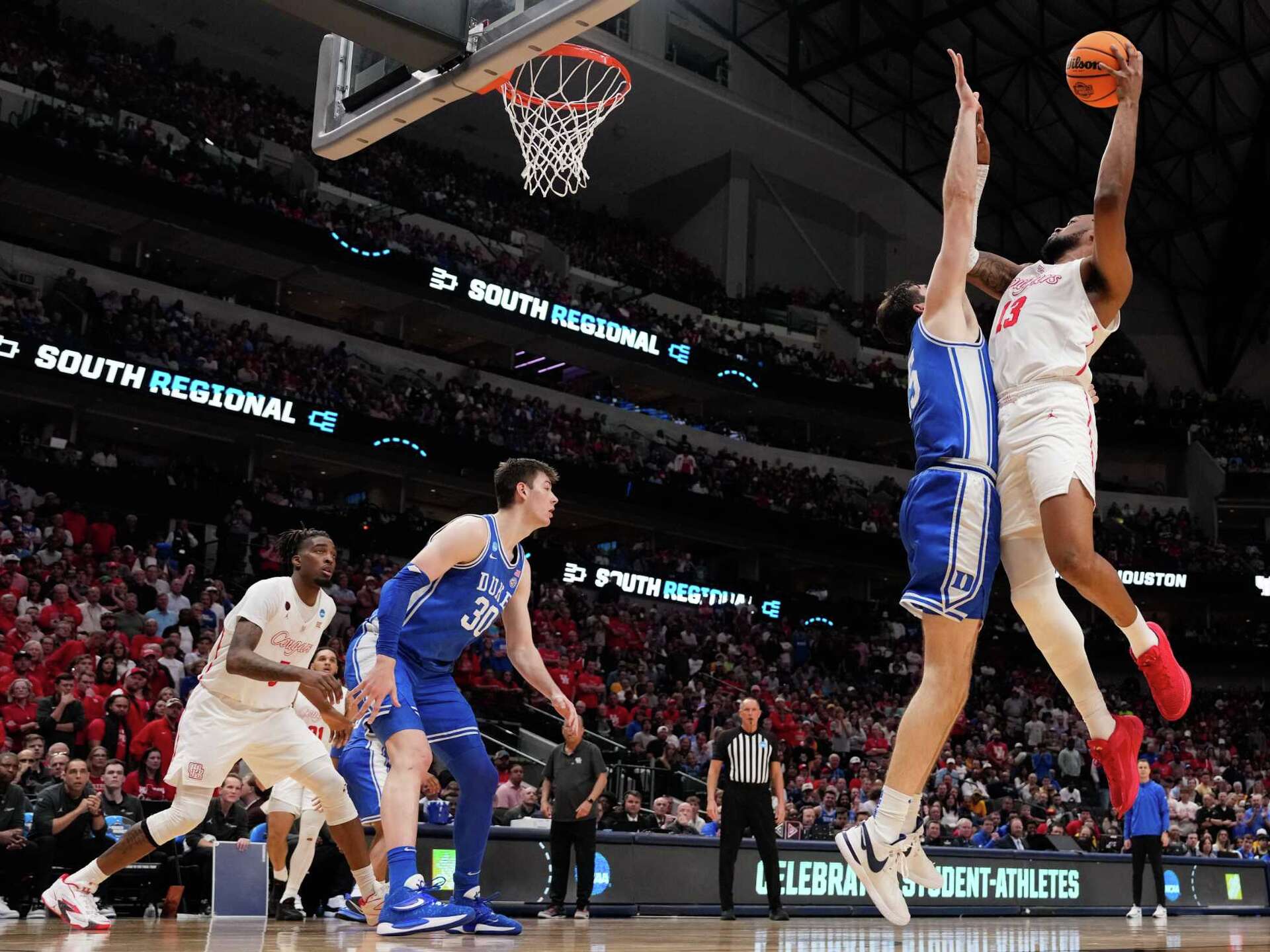 March Madness: The Duke-Houston scrimmage that brought 'toughest test'