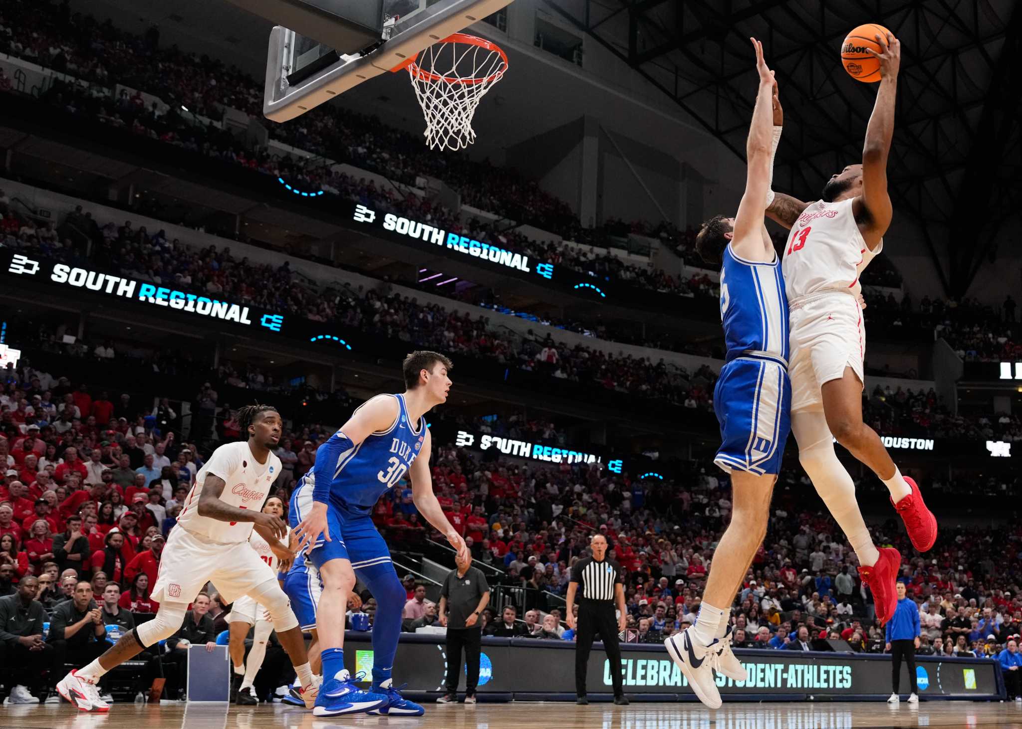 March Madness: The Duke-Houston scrimmage that brought 'toughest test'