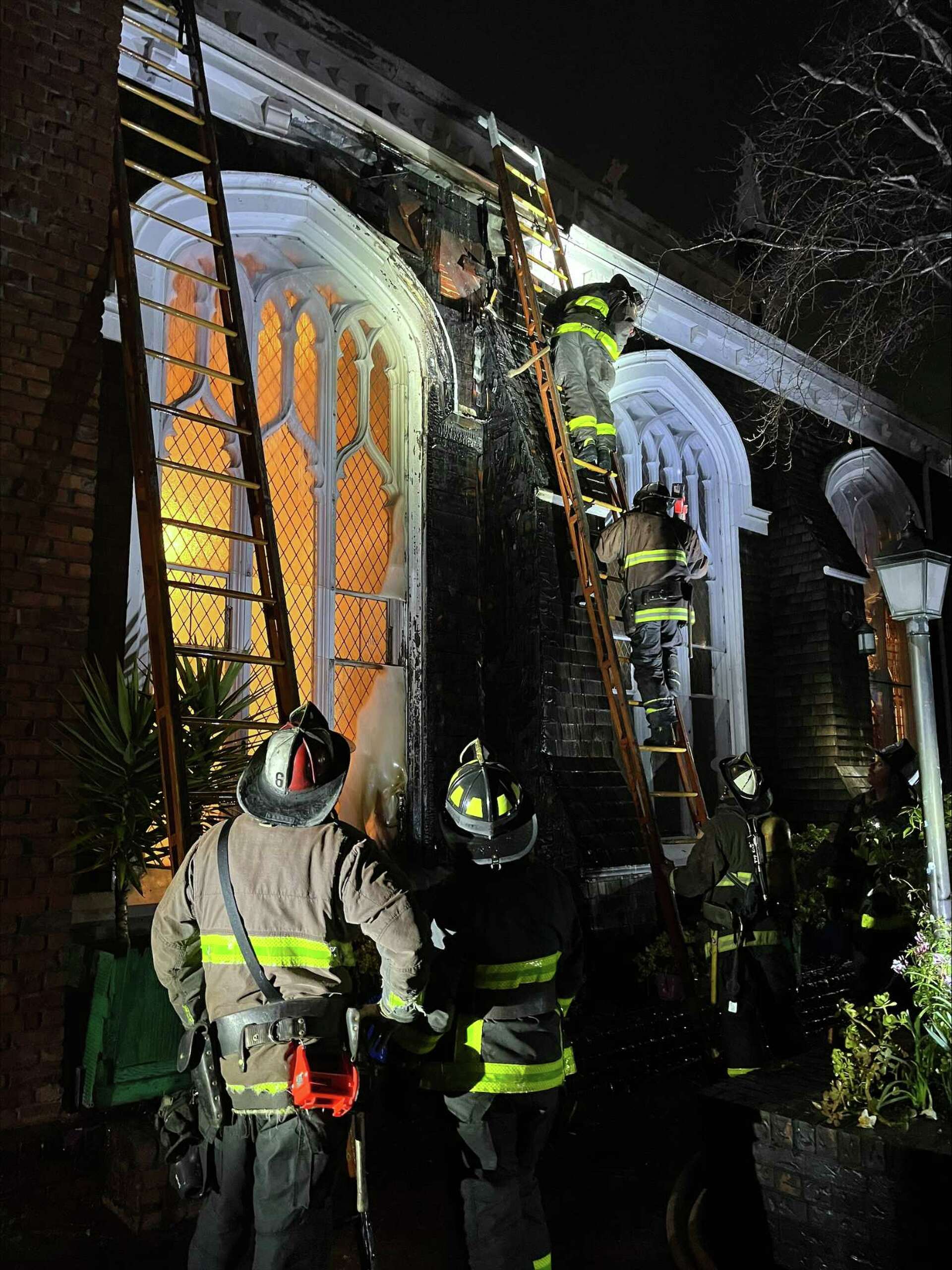 Fire damages church in SF’s Mission District