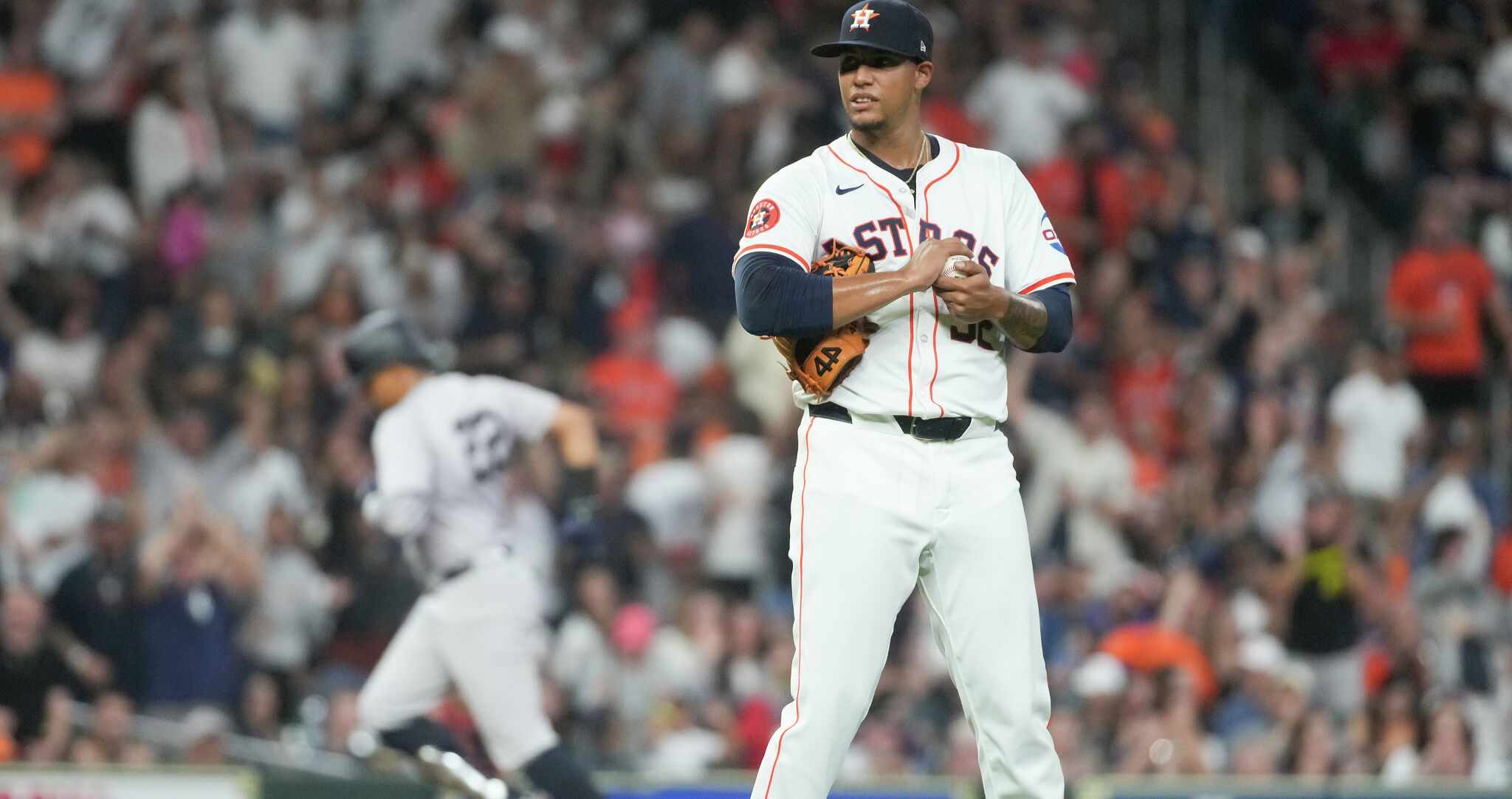 Houston Astros' bullpen unravels again in loss to NY Yankees