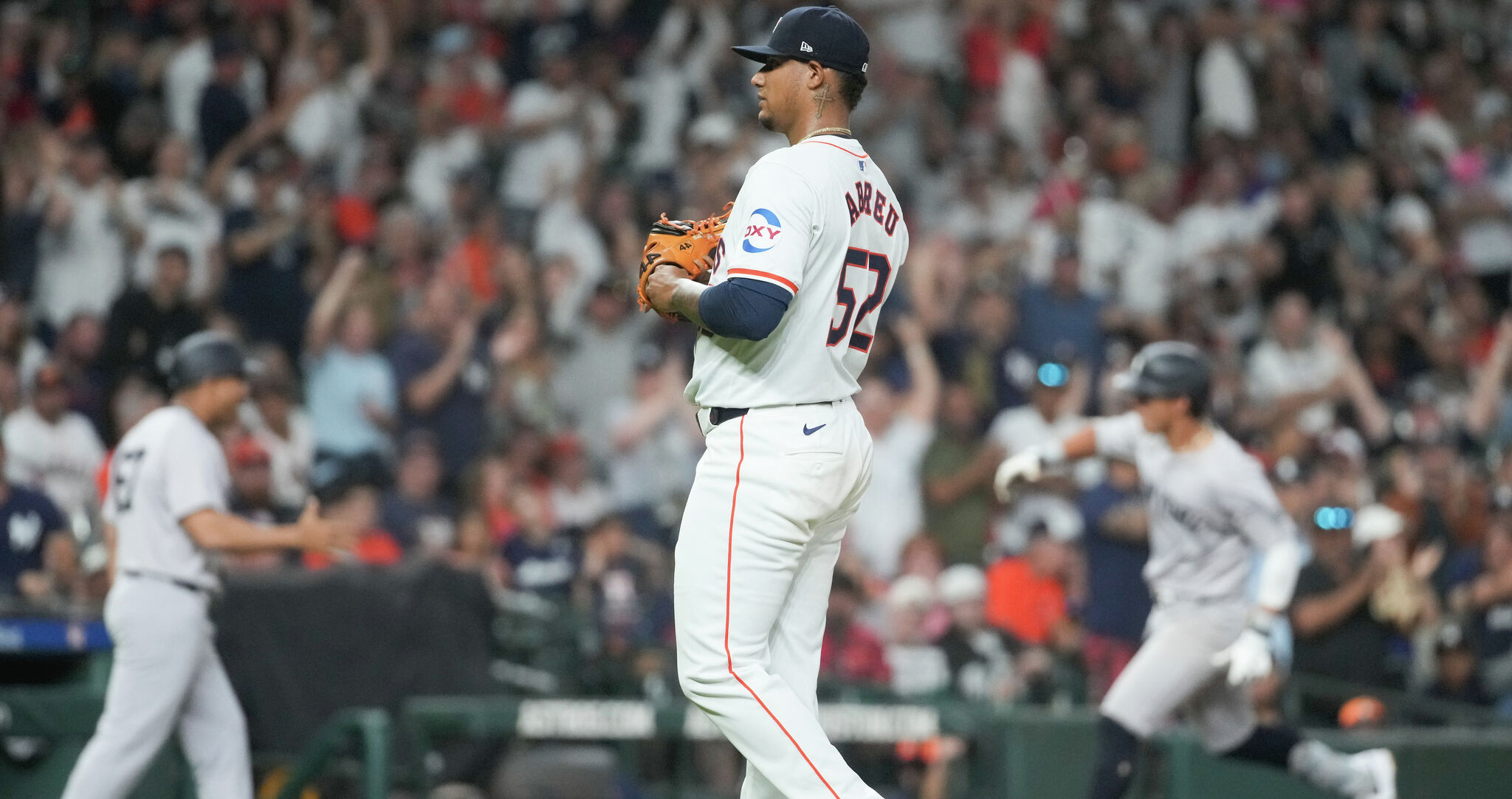 Houston Astros' highly touted bullpen trio stumbles in debut