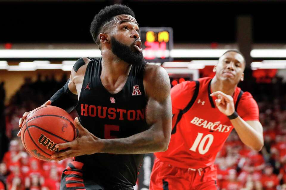 UH basketball: Top moments of Kelvin Sampson's first 10 years