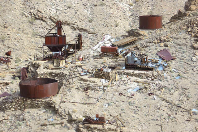 Lost fortunes, deadly duel: This hidden Death Valley hike has it all