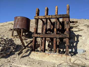 Lost fortunes, deadly duel: This hidden Death Valley hike has it all