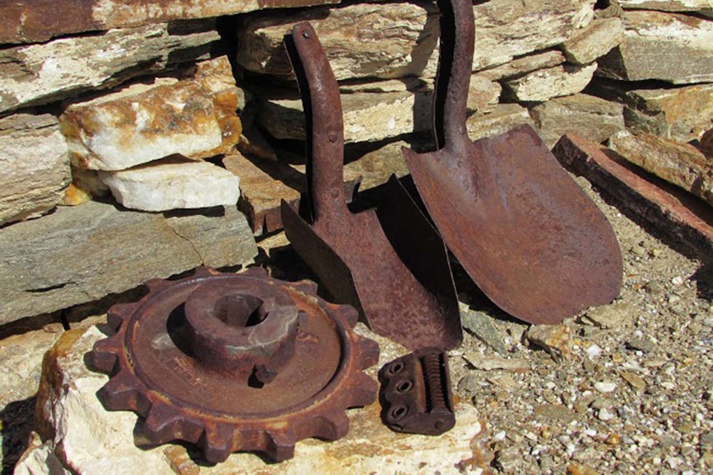 Lost fortunes, deadly duel: This hidden Death Valley hike has it all