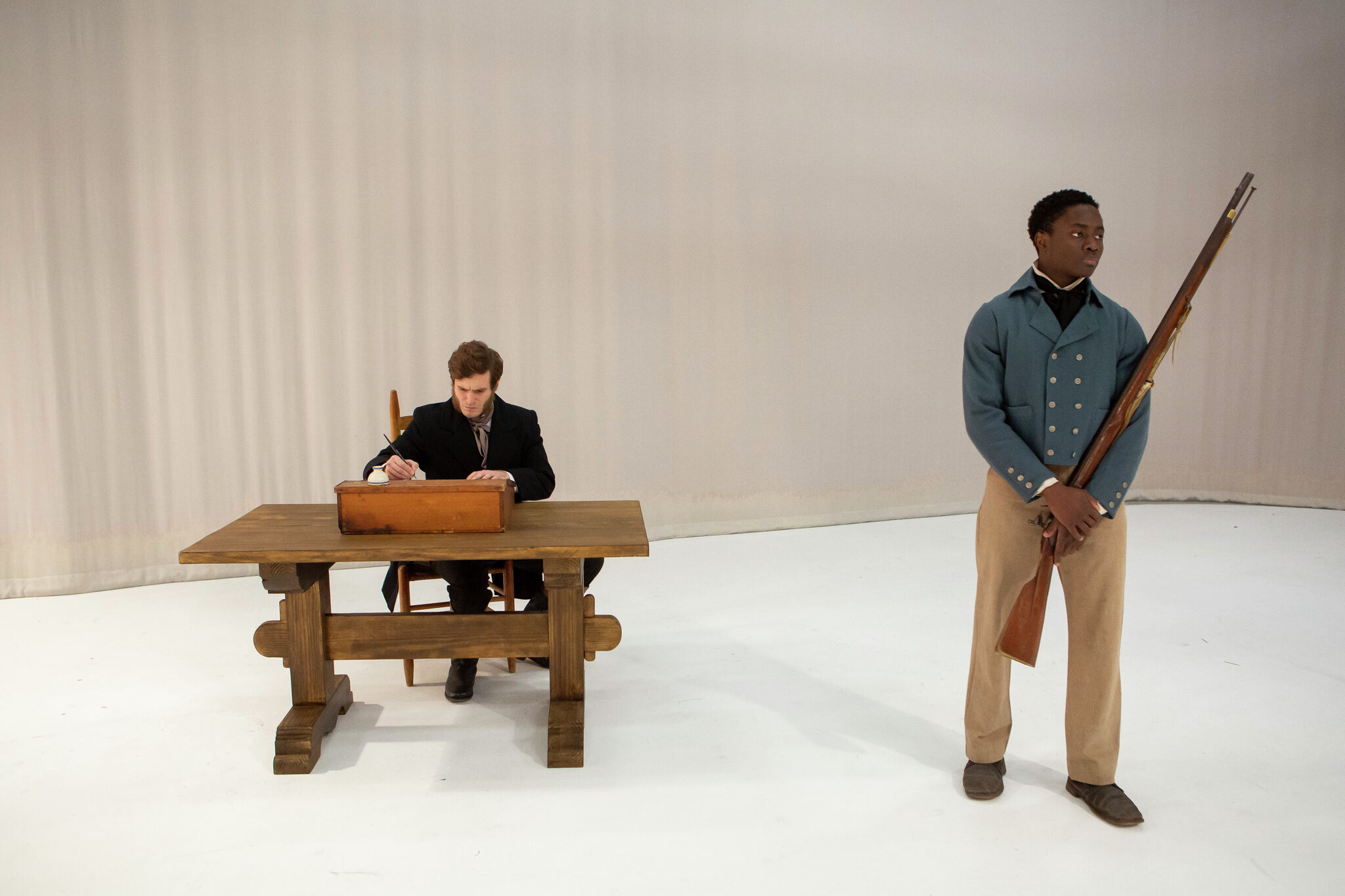 The presentation of the slave Joe at the Alamo site must be accurate.