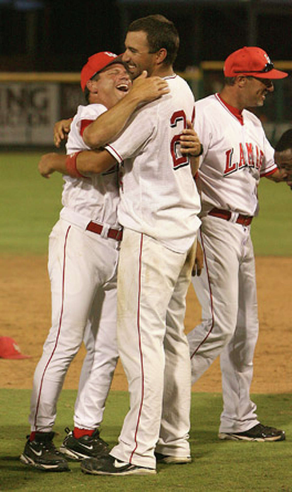 Lamar wins baseball title