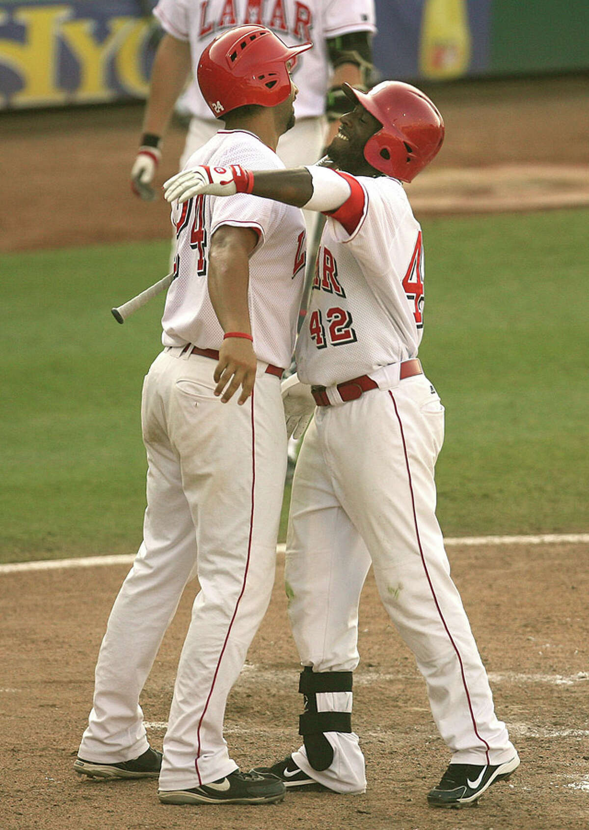 Lamar wins baseball title