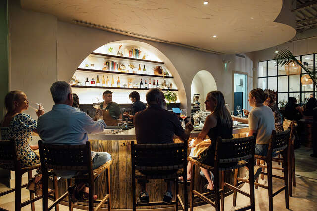 Best happy hour deals at Houston restaurants and bars