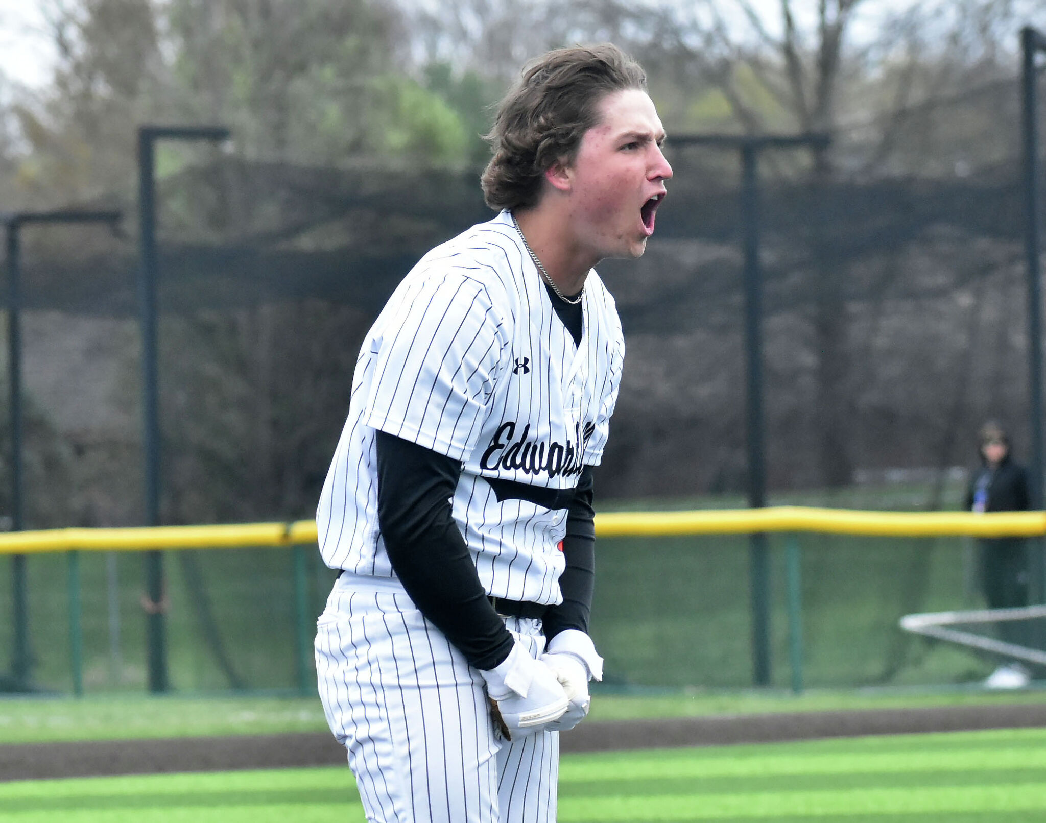 Down 3-0 early, Edwardsville rallies past O'Fallon for SWC win