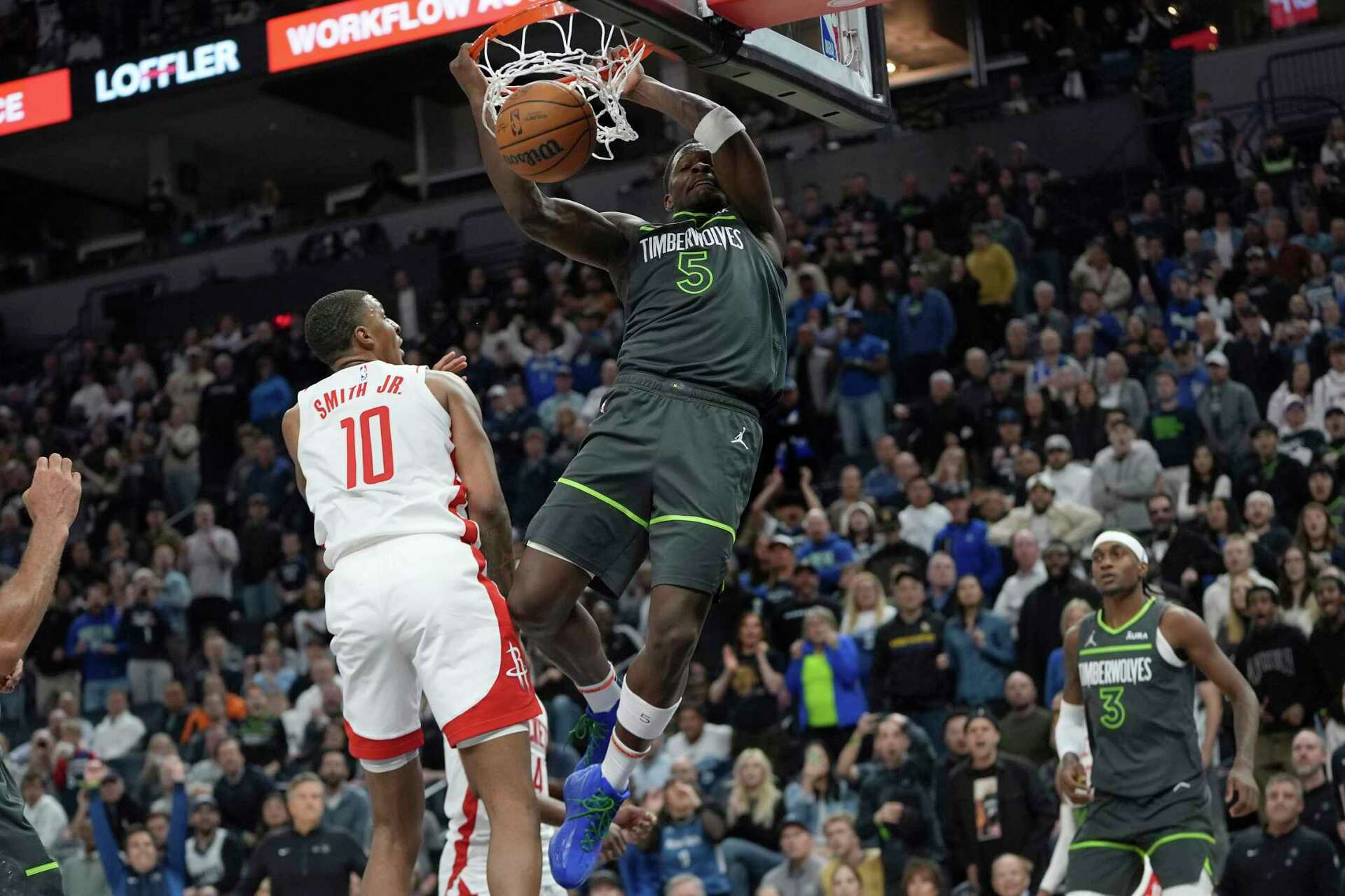 Houston Rockets: Late rally falls short in loss to Timberwolves