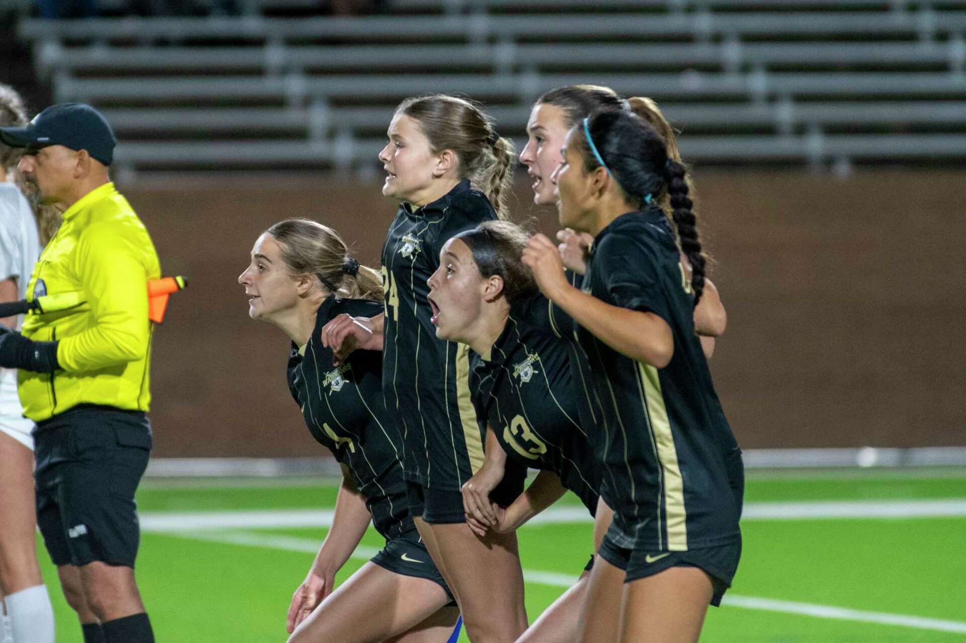Soccer playoffs: Jordan girls eliminate Stratford on penalty kicks