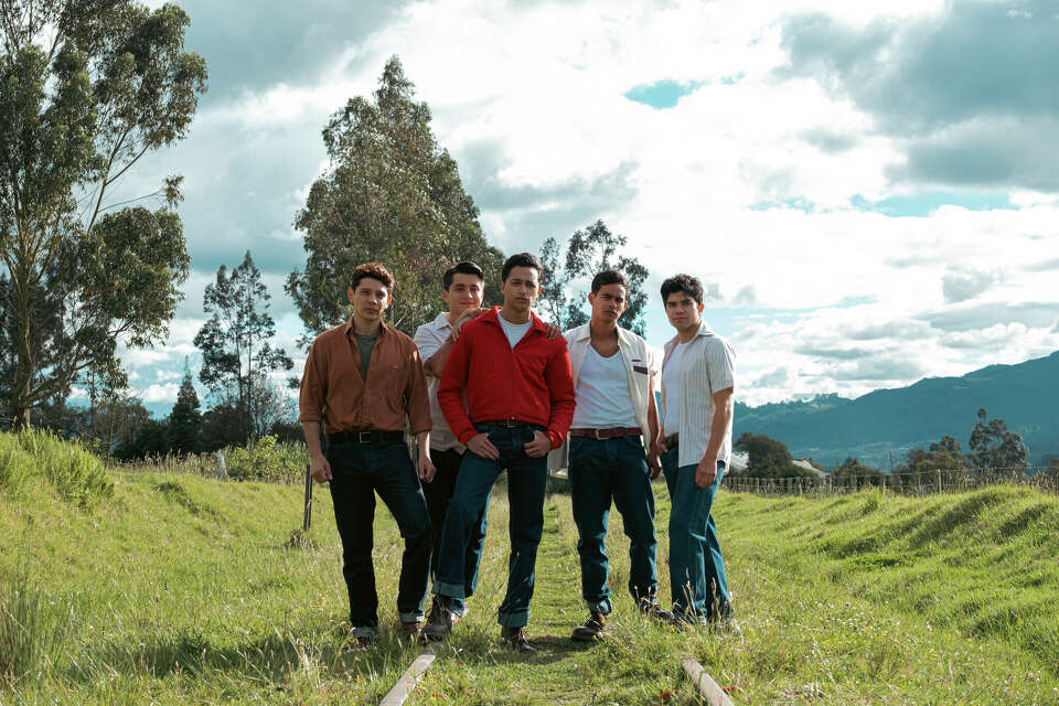 'The Long Game' celebrates Mexican American teens who won championship