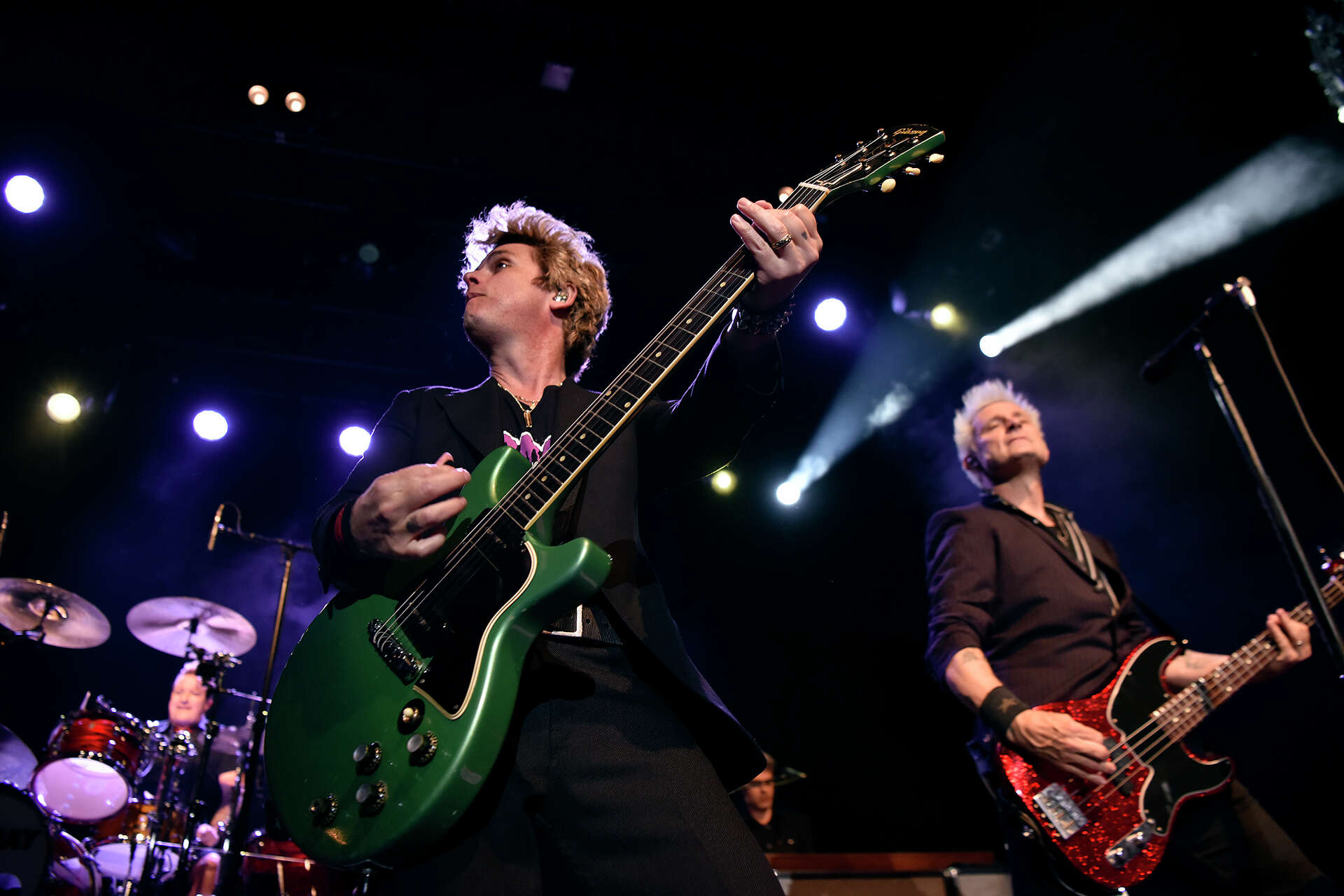 Green Day band members rushed offstage during Detroit show