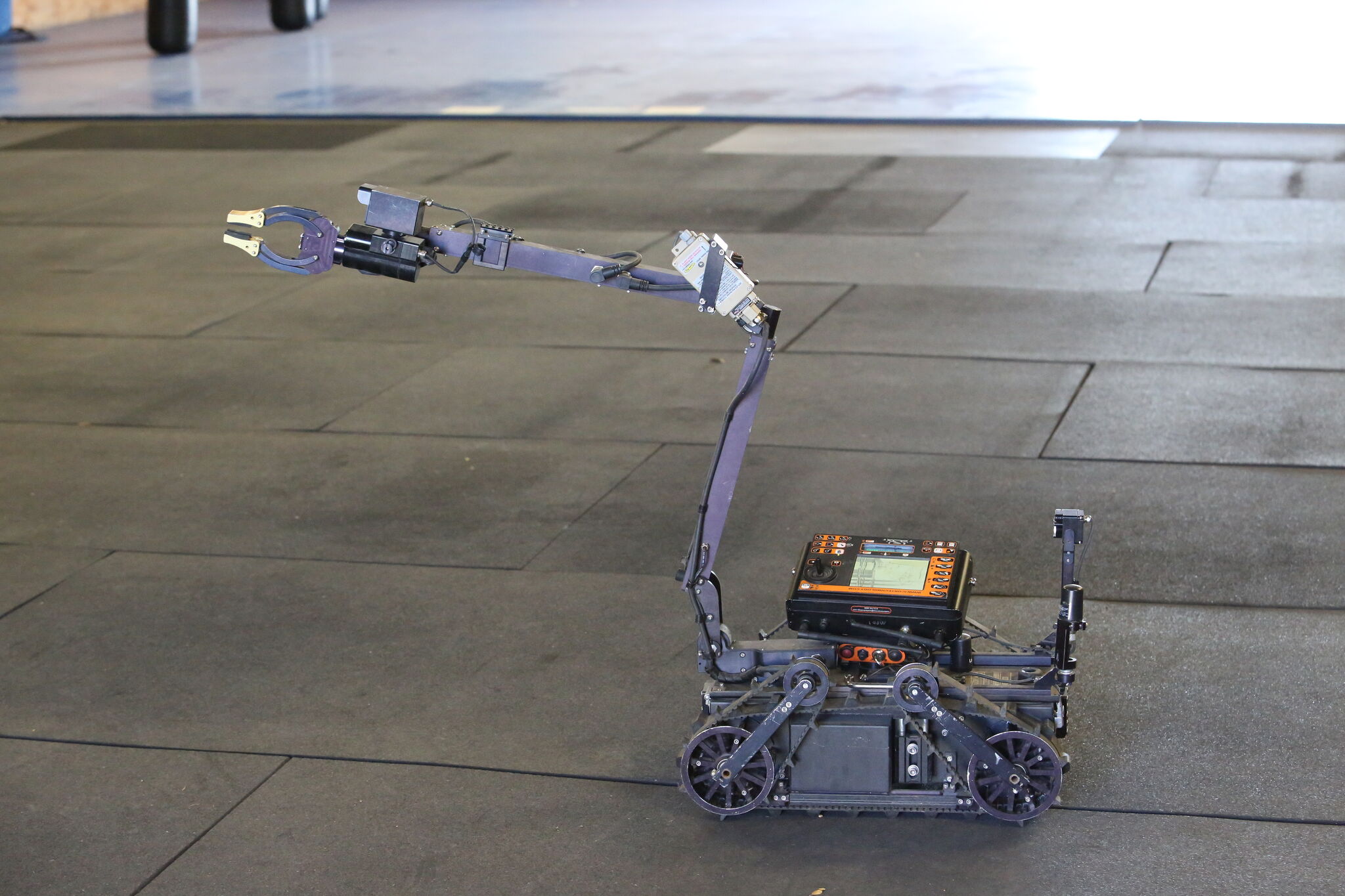 Diamondback Energy donates firing device to Midland Bomb Squad