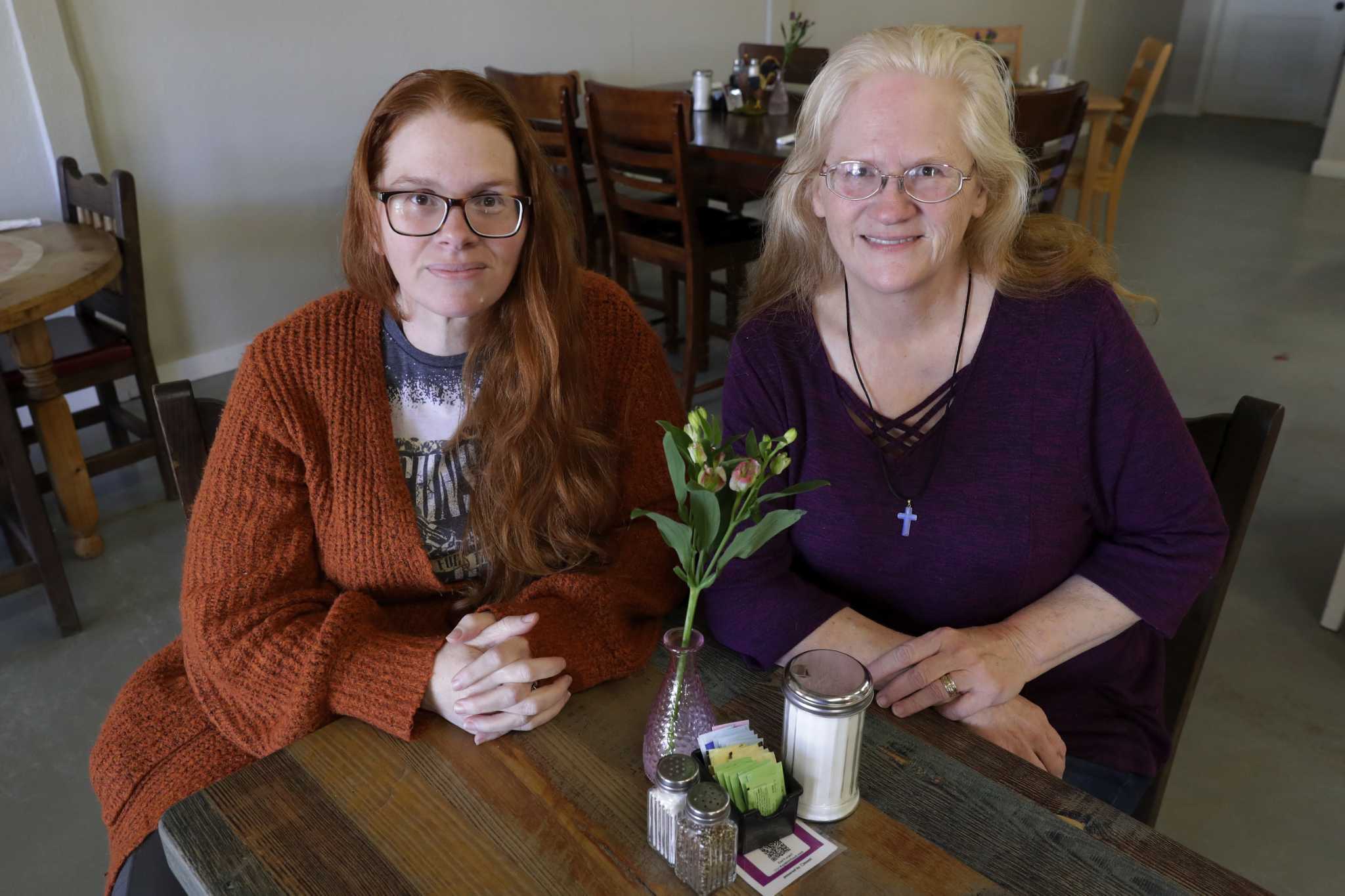 Jewel's Teahouse opens in historic downtown Montgomery