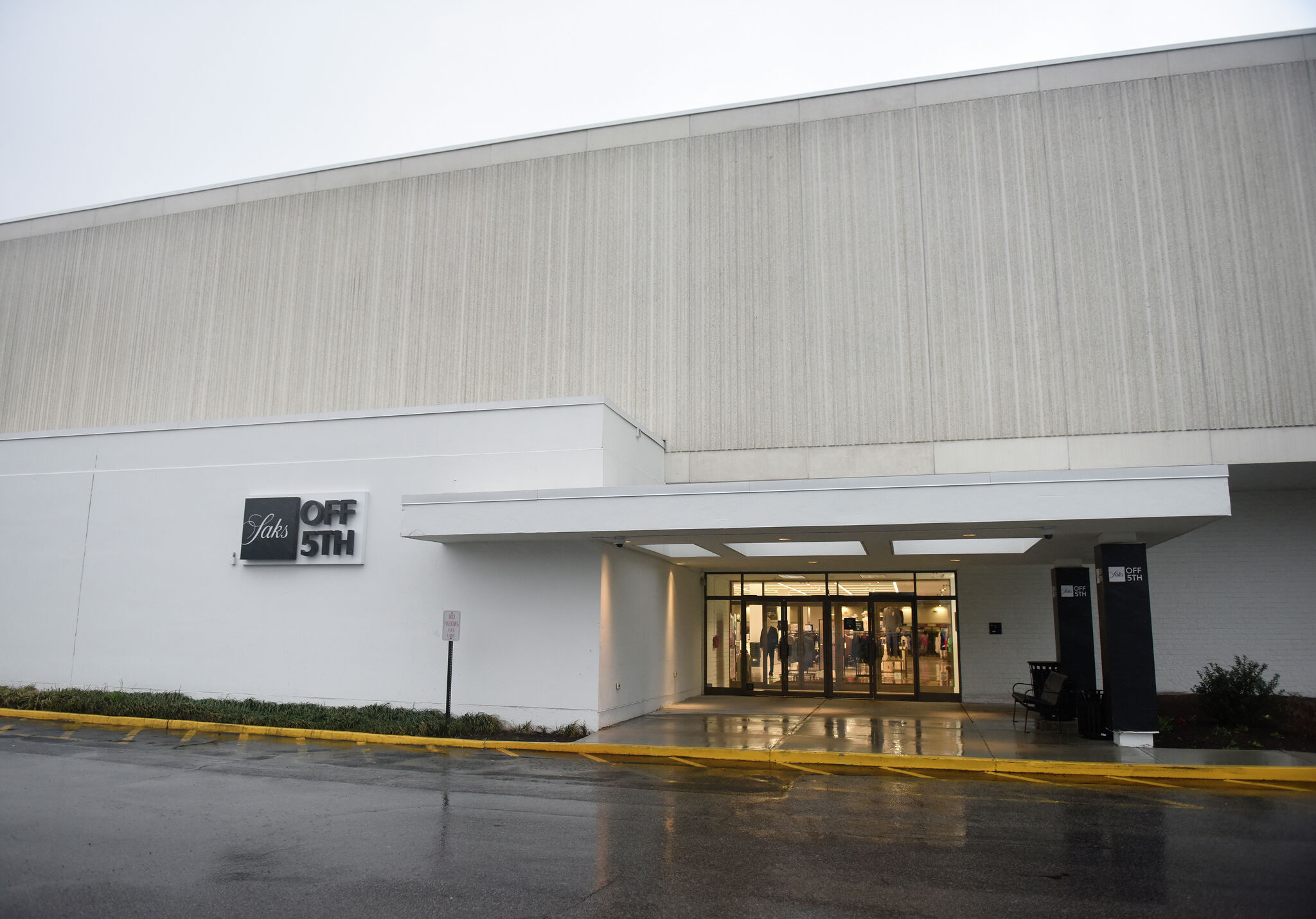 Saks Global, parent of Saks Fifth Avenue, files for Chapter 11