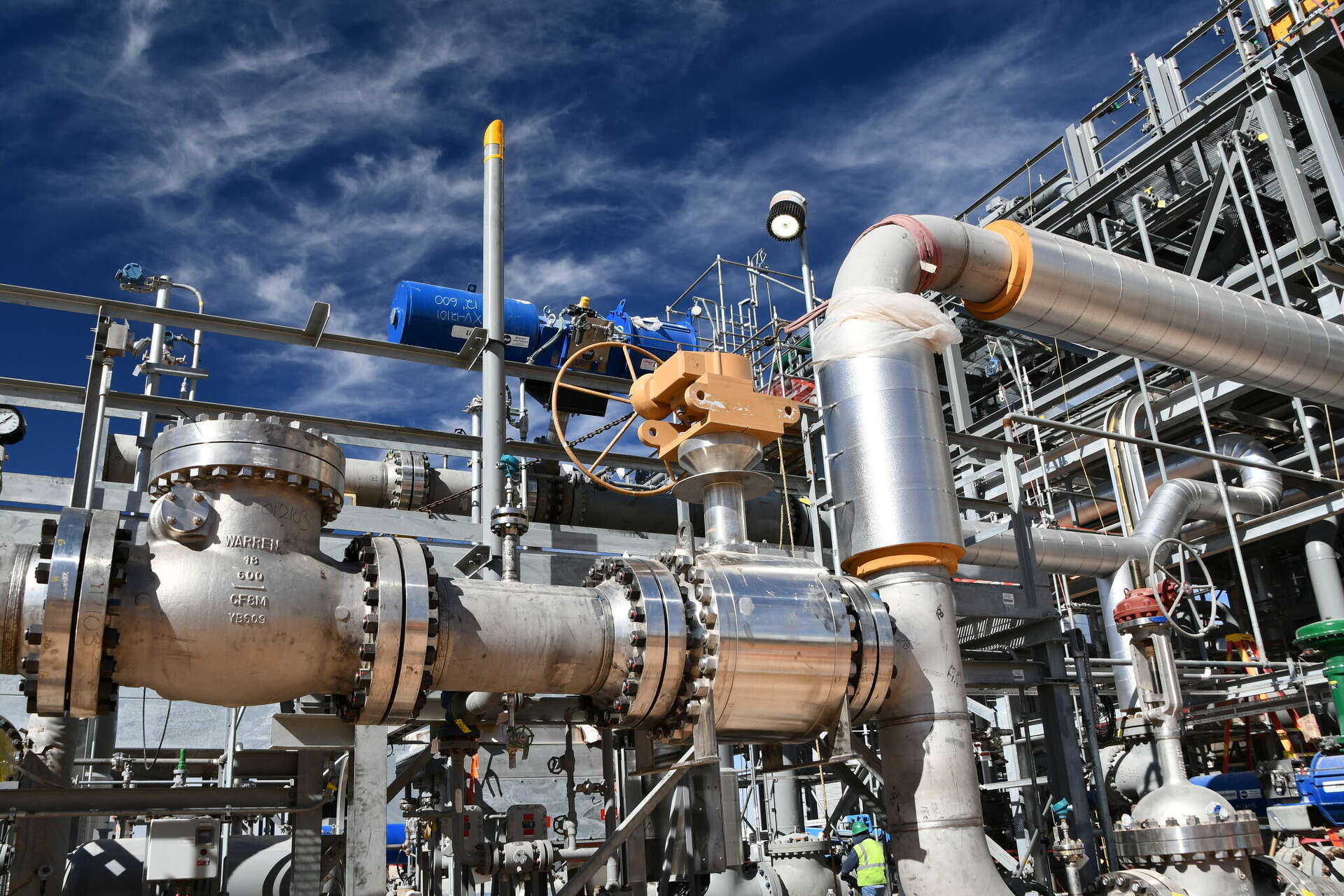Enterprise expanding natural gas, NGL processing capabilities