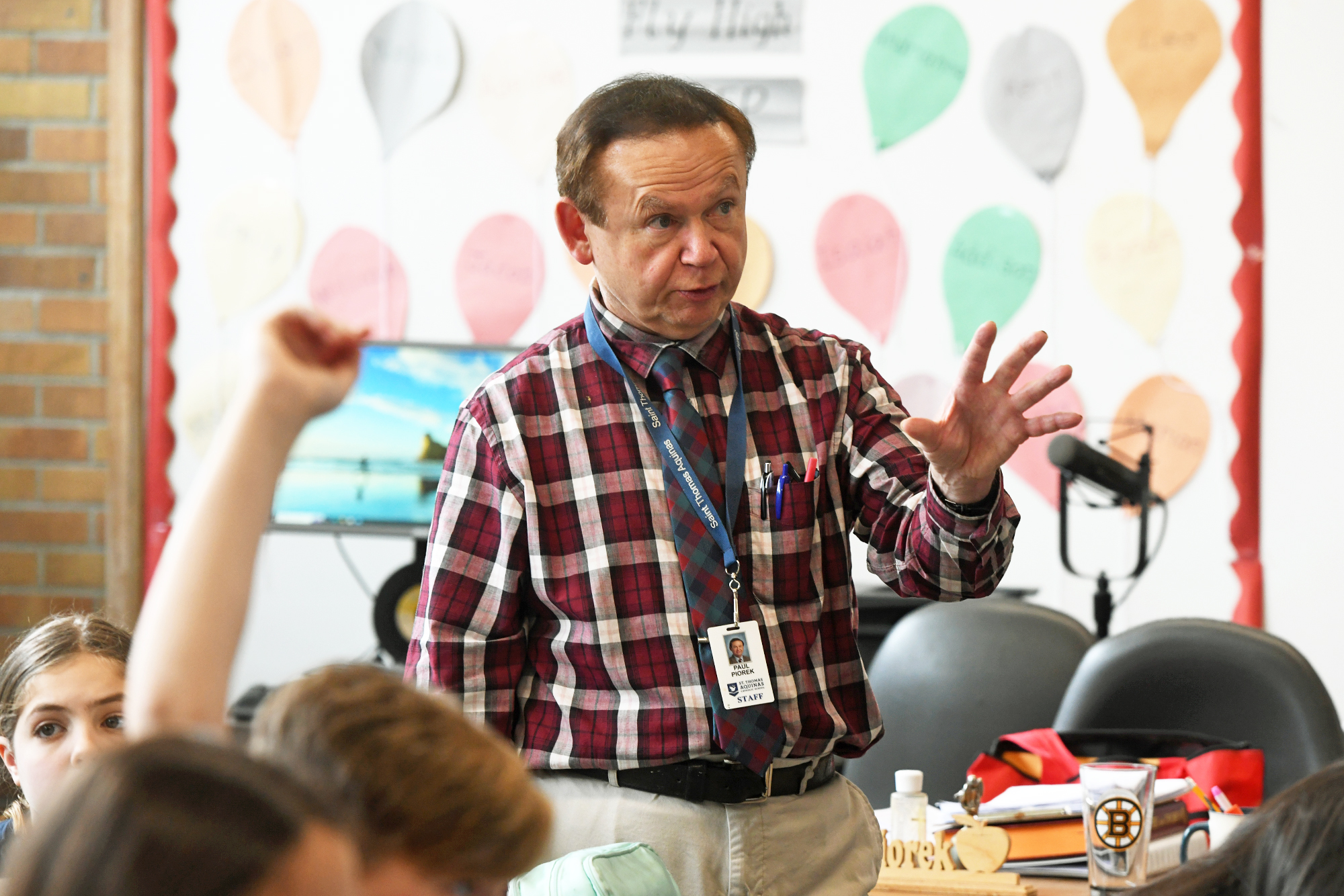 Paul Piorek brings forecasts to the classroom as WICC meteorologist