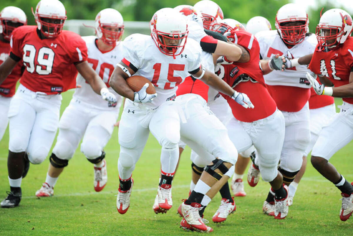 Lamar Football Holds Final Scrimmage