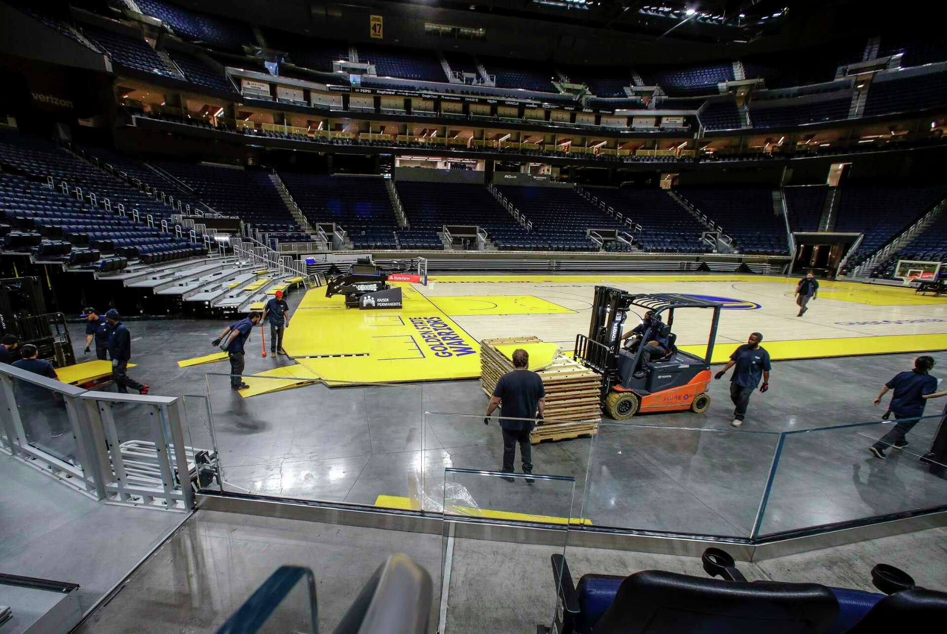 How the Warriors’ court is assembled, one 240-pound slab at a time