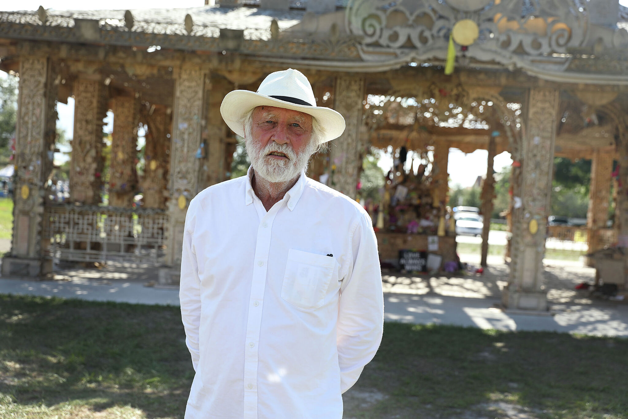 California sculptor's 35-foot temple honors Houston art cars