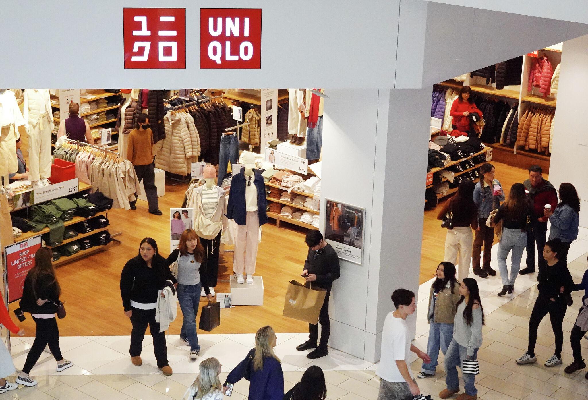 Uniqlo opening 11 new stores in Texas, California this year