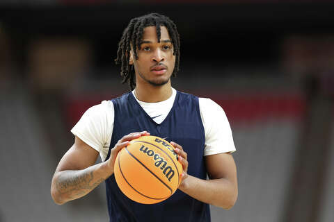 UConn looks to continue defensive dominance in NCAA Final Four