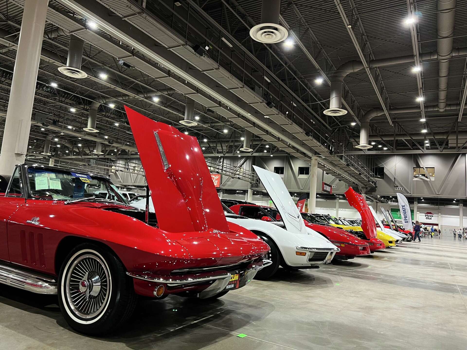 Mecum Auctions returns to Houston this week. Here's what to know.