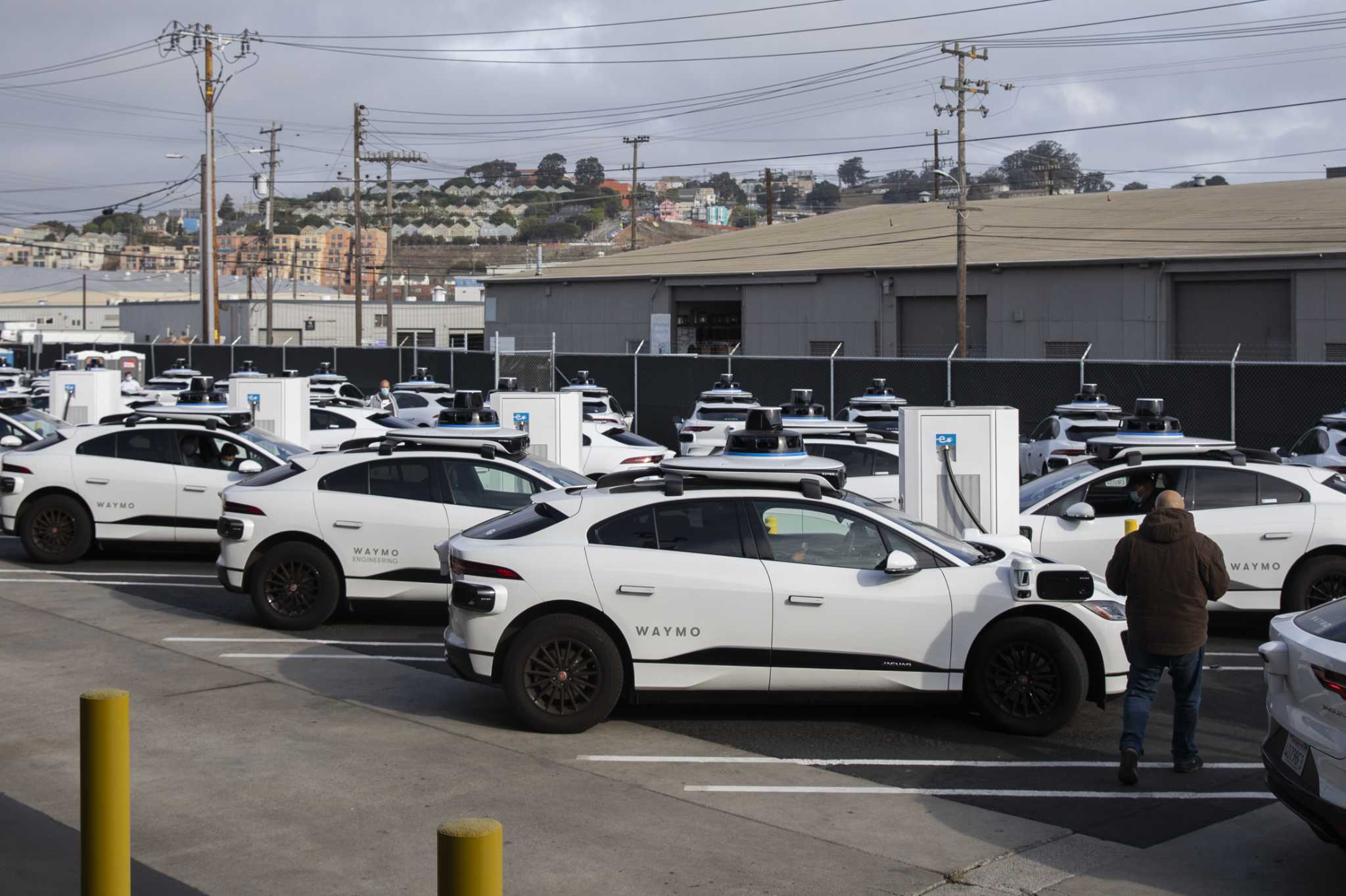 Here’s how fast Waymo is expanding driverless robotaxi service in S.F.
